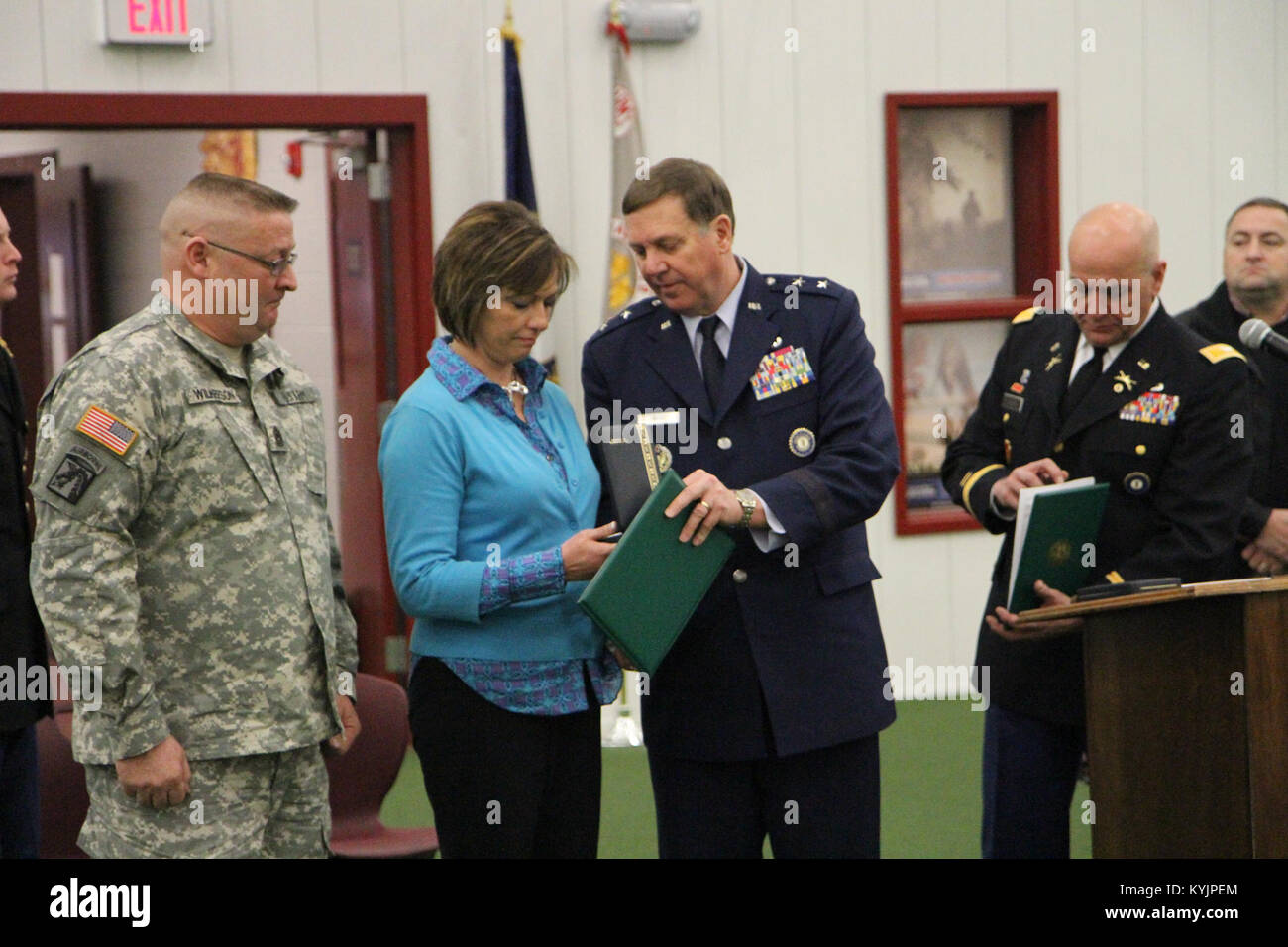 Retired army father hi-res stock photography and images - Alamy