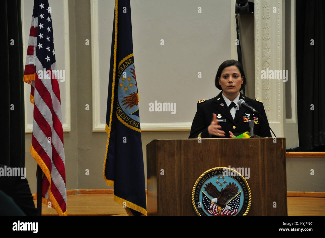 Chief Warrant Officer two Jennifer Maggard, from the Kentucky National ...