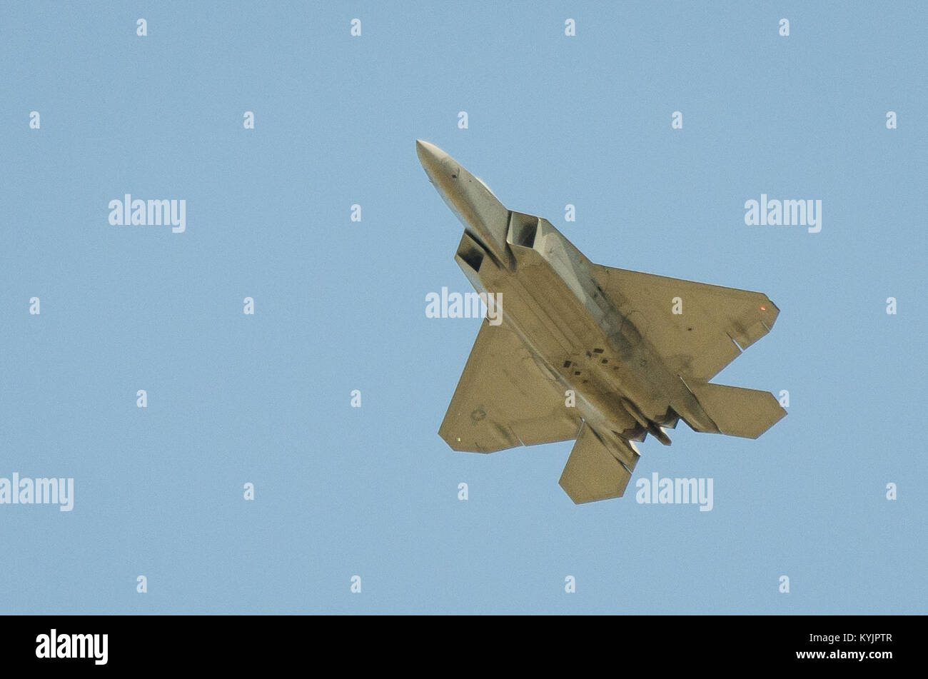 A U.S. Air Force F-22 “Raptor” fighter aircraft flies over the Kentucky ...