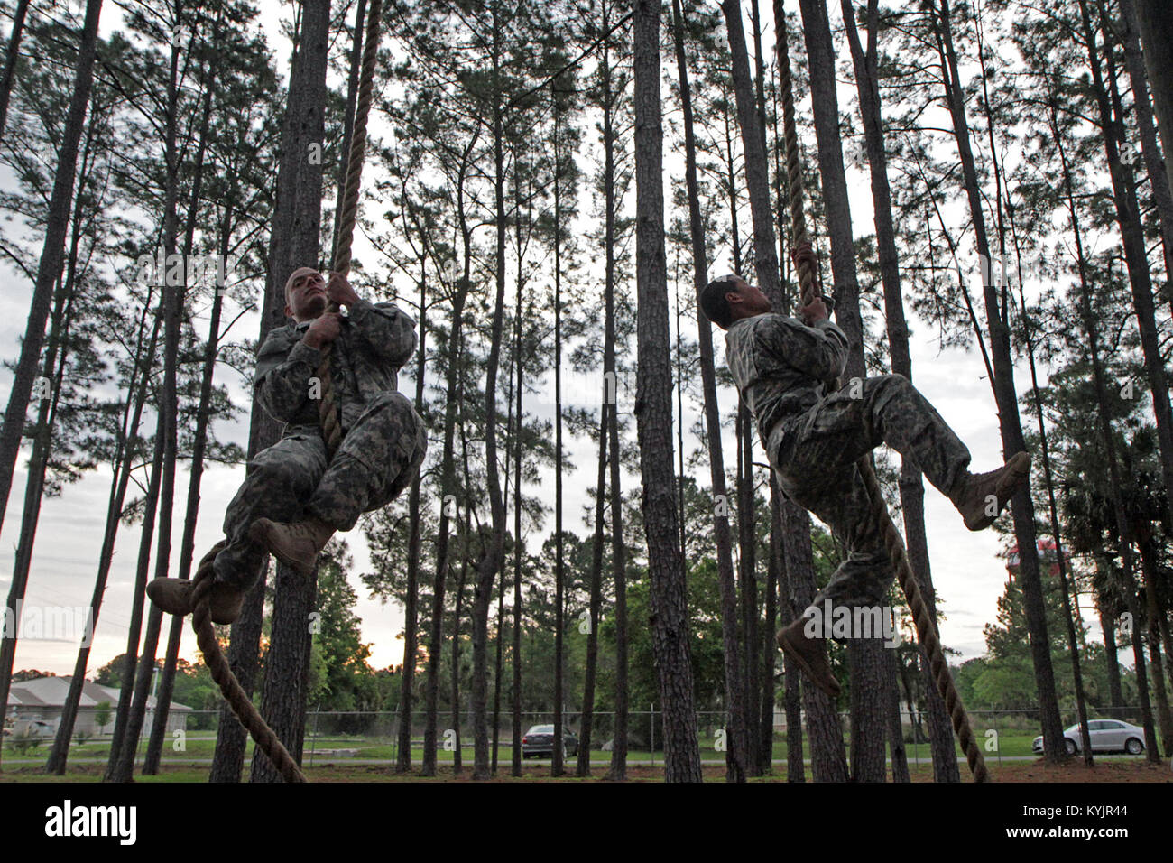 Air assault obstacle course High Resolution Stock Photography and ...