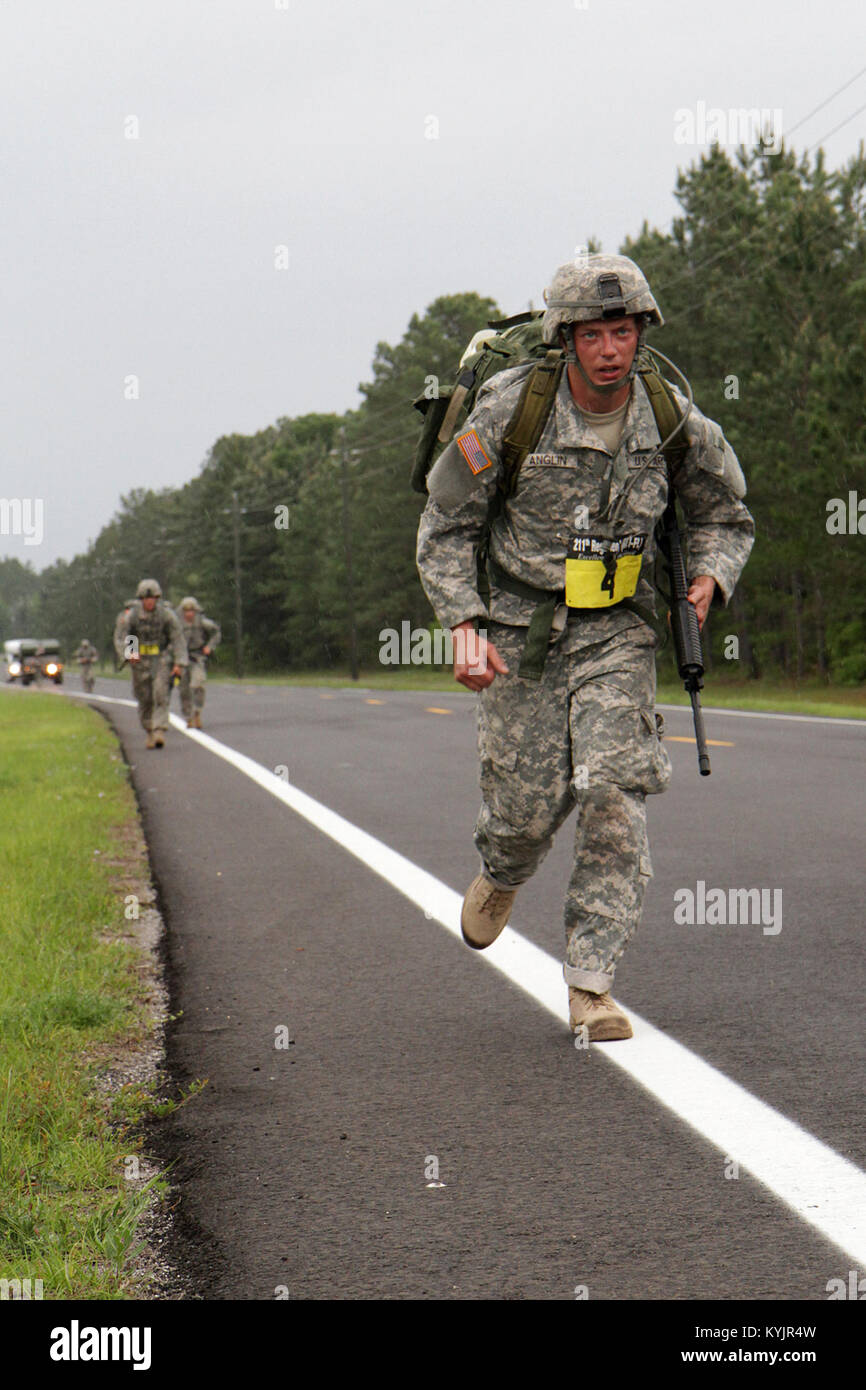 Staff Sgt. Nicholas Anglin competes in the 2014 National Guard Region ...