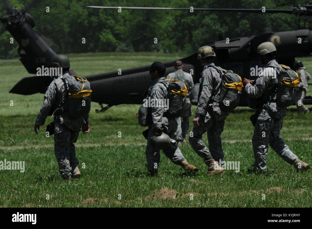 133rd mobile public affairs detachment hi-res stock photography and ...