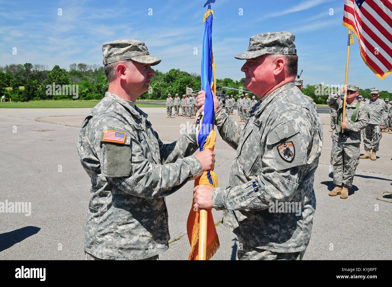 Kentucky Army National Guard Lt. Col. Michael W. Stephens assumes ...