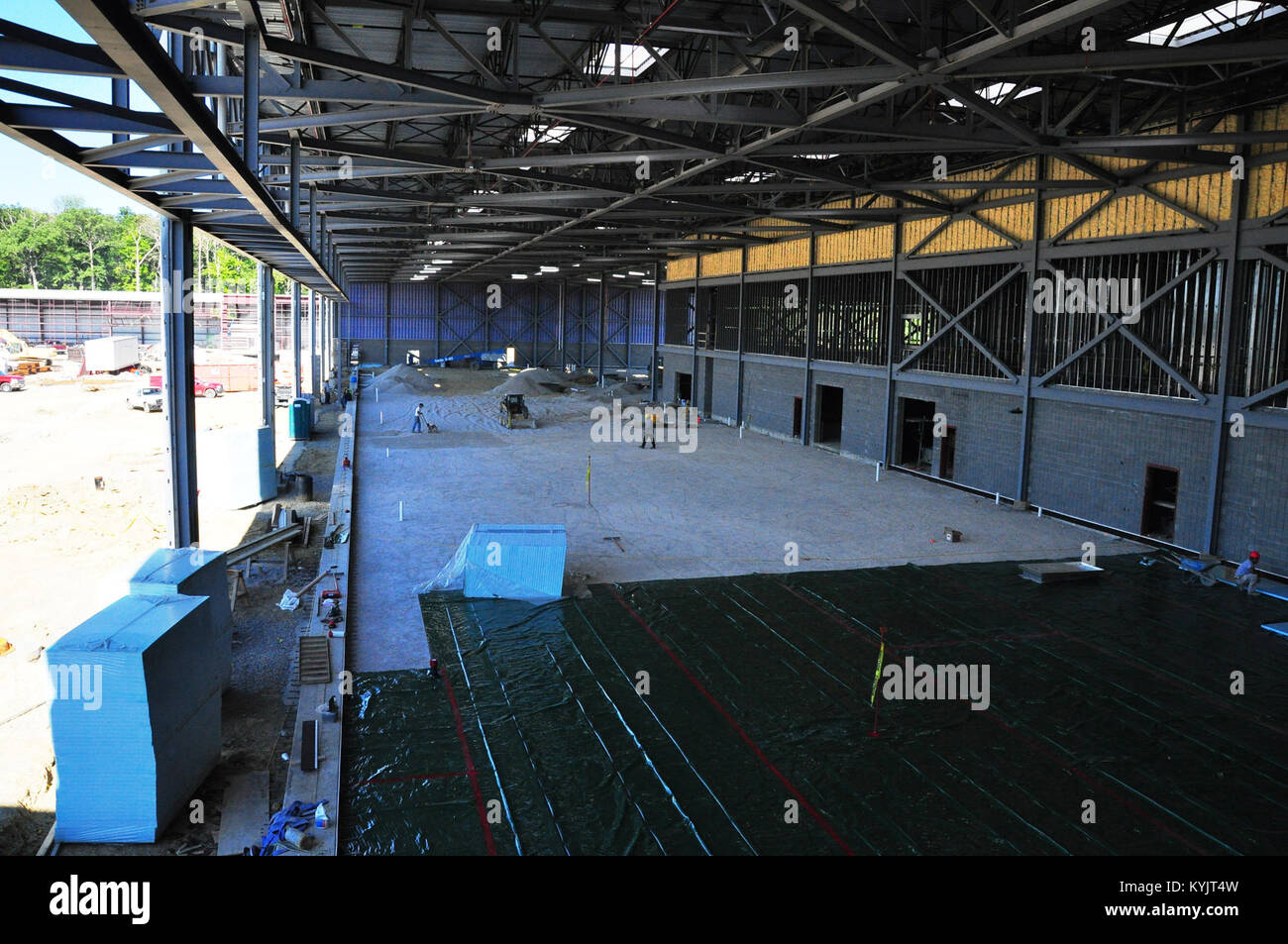 Workers making progress on the new Army Aviation Support Facility ...
