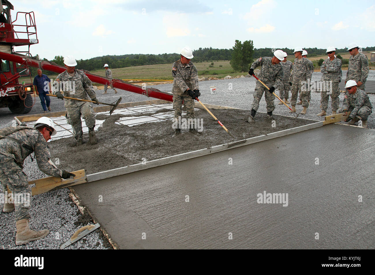 Soldiers with the 149th Vertical Construction Company construct ...