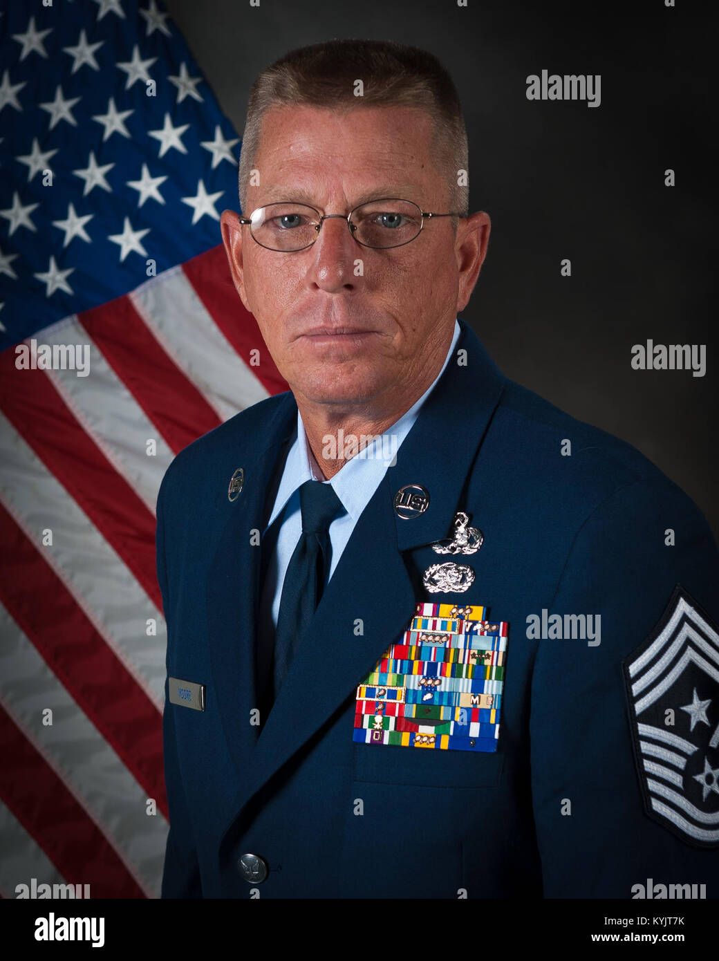 Portrait of US military person Stock Photo - Alamy