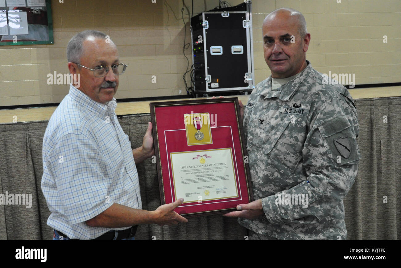 US army national guard awards ceremony Stock Photo - Alamy