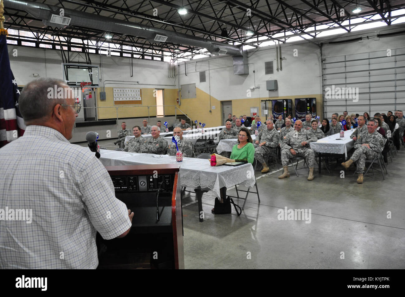 US army national guard awards ceremony Stock Photo - Alamy