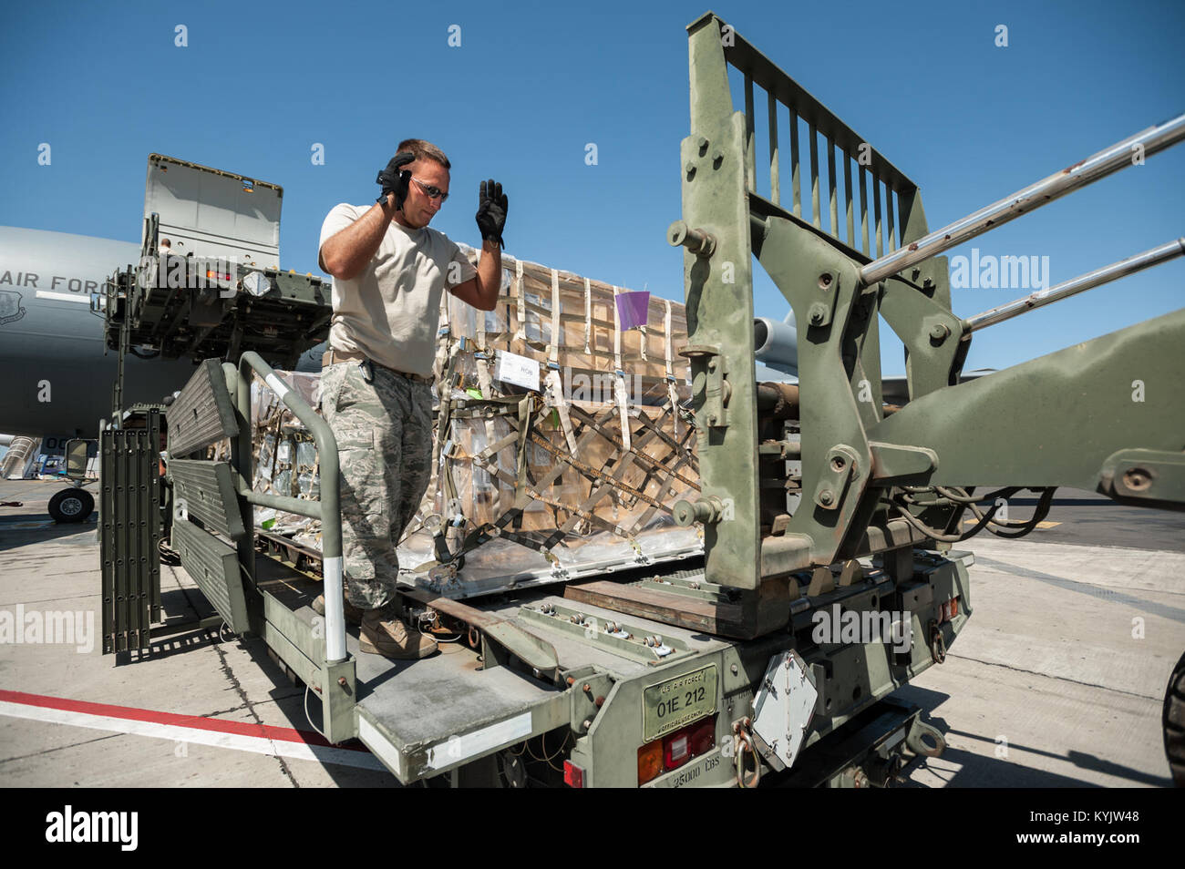 U.S. Air Force Tech. Sgt. Brian Leach, an aerial porter from the ...