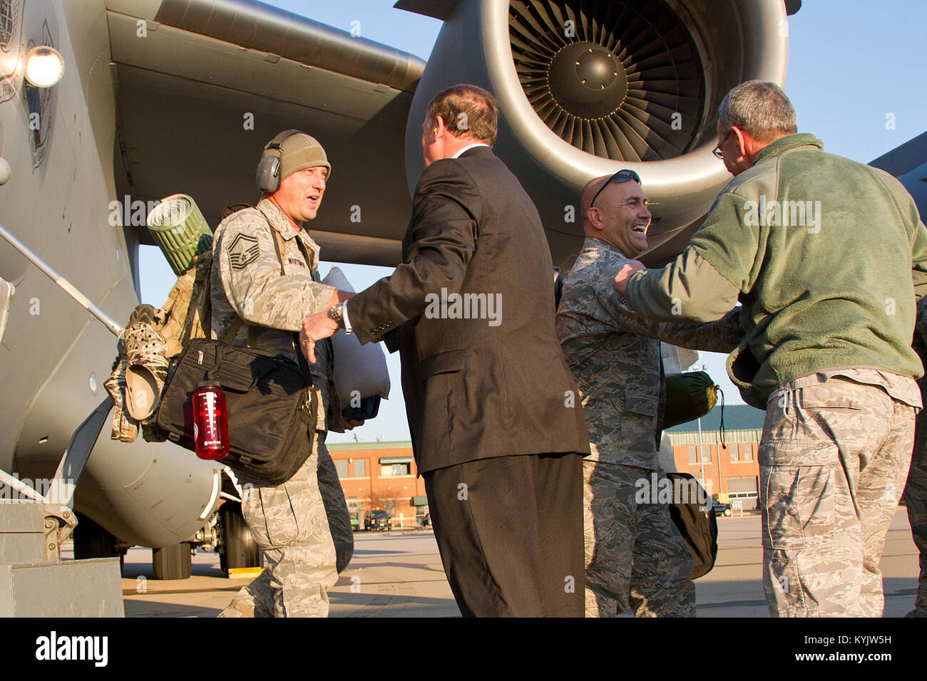 123rd contingency response group hi-res stock photography and images ...