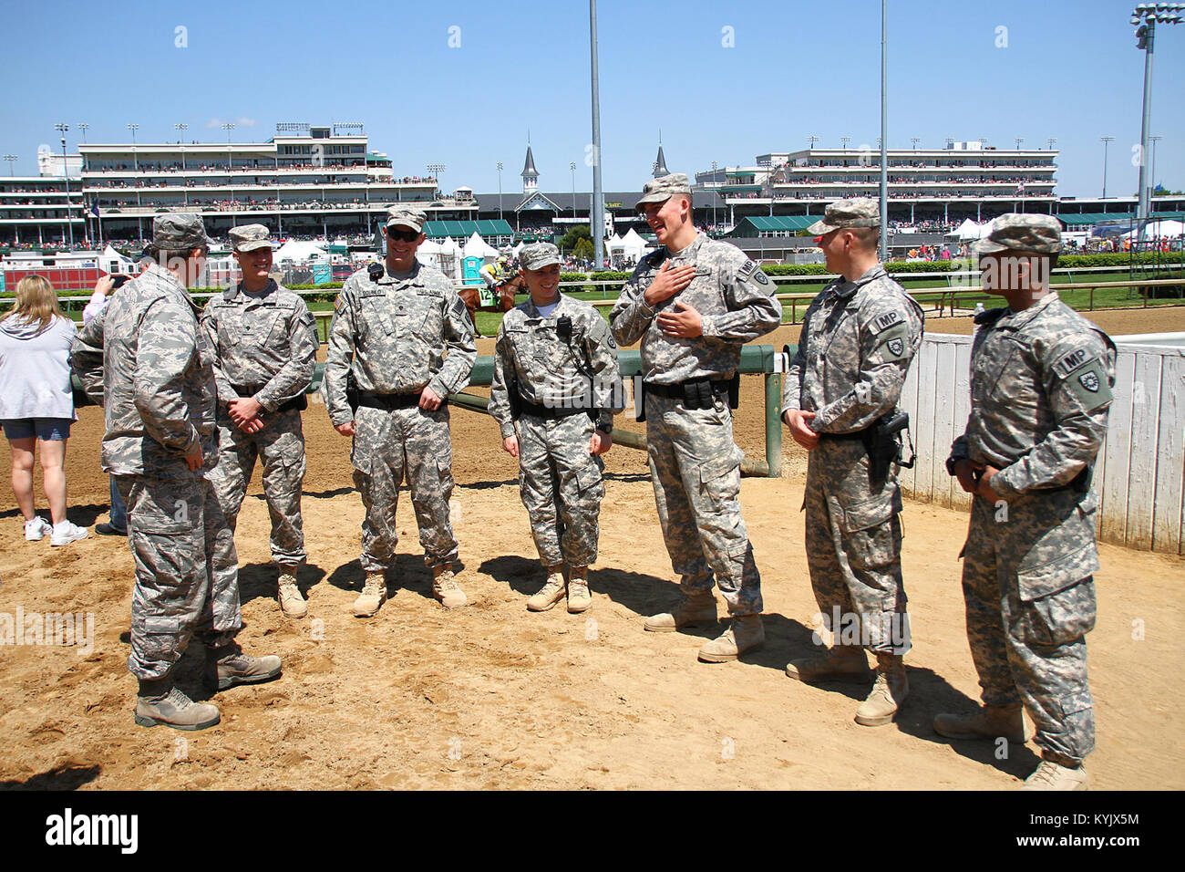 Kentucky's Adjutant General, Maj. Gen. Edward W. Tonini visit with ...