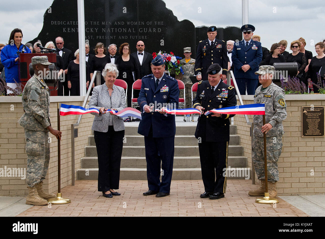 Kentucky dedicates the new Kentucky National Guard Memorial in ...