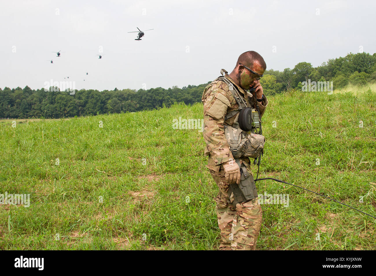 Soldiers with the 1st Battalion, 149th Infantry conducted an air ...