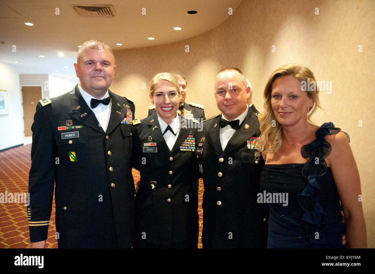 Kentucky National Guard OCS/WOCS graduates attend the OCS/WOCS Ball ...