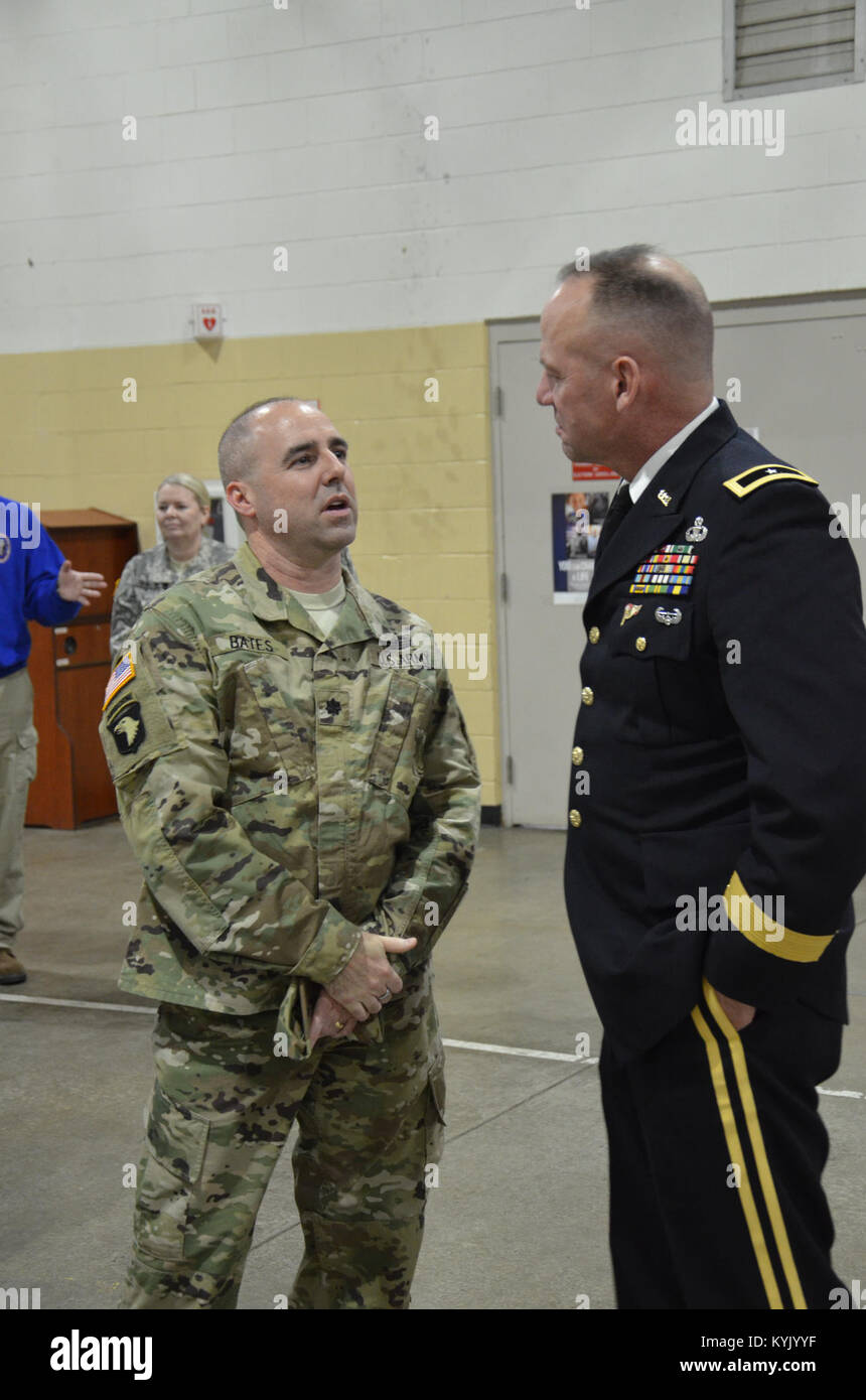 Army sgt 1st class stephen hi-res stock photography and images - Alamy