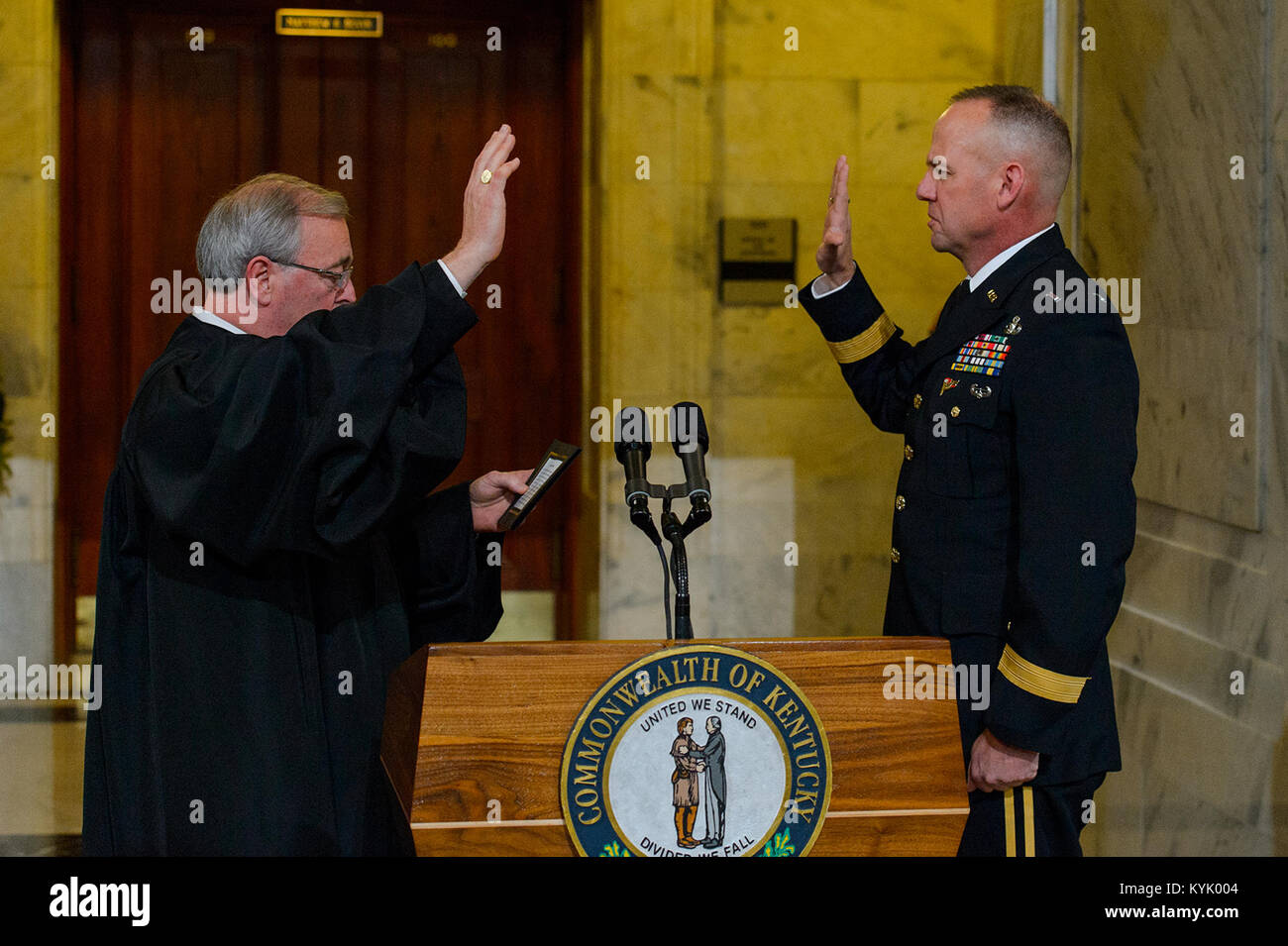 Brig. Gen. Stephen R. Hogan is sworn in as Kentucky's 52nd adjutant ...