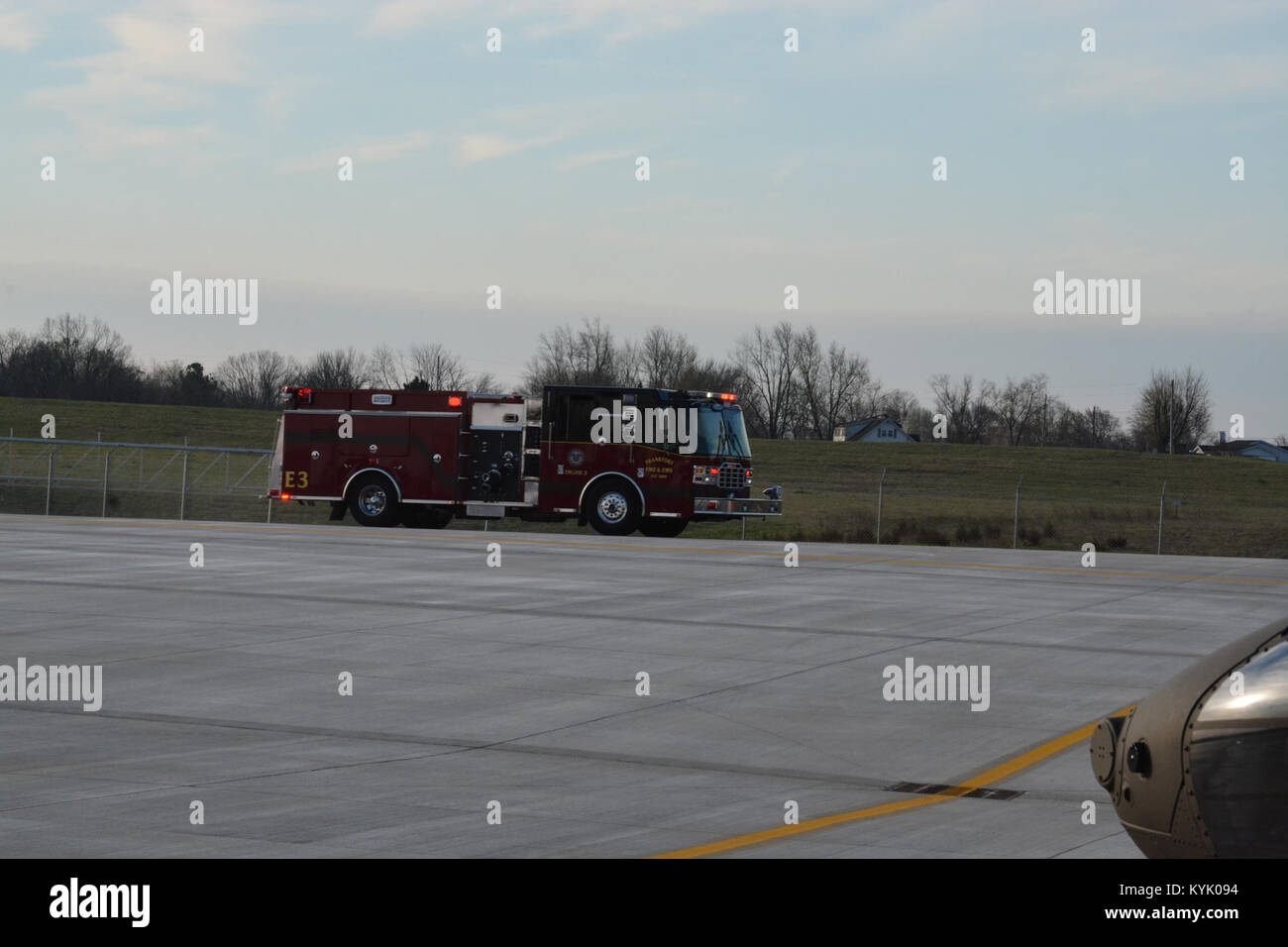 Fire Unit prepares to spray foam on simulated fire 23 March 2016 (Ky ...