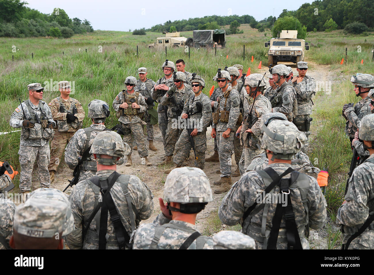 Soldiers with the 198th Military Police Battalion and 1123rd Sapper ...