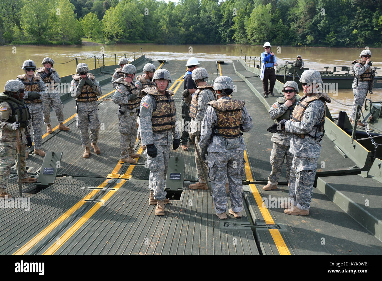 Improved ribbon bridge hi-res stock photography and images - Alamy