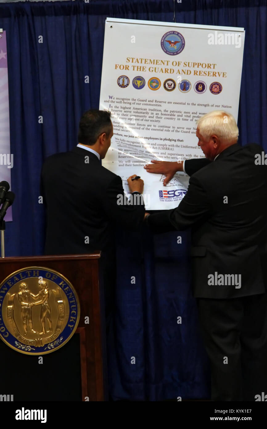 Matt bevin hi-res stock photography and images - Alamy