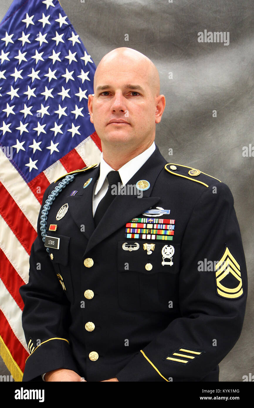 Sgt.1st Class Timothy Lewis Stock Photo - Alamy