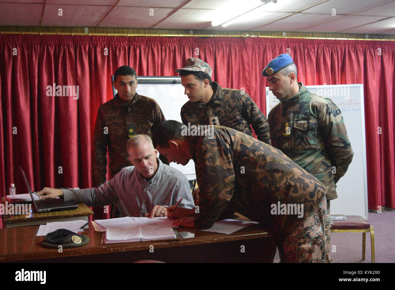Officers from the Jordan Armed Forces-Arab Army Central Command and a U ...