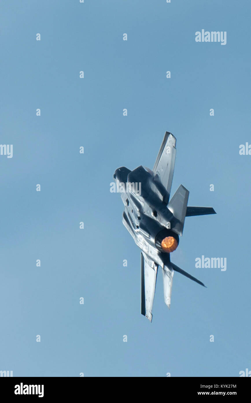 35 from luke air hi-res stock photography and images - Alamy