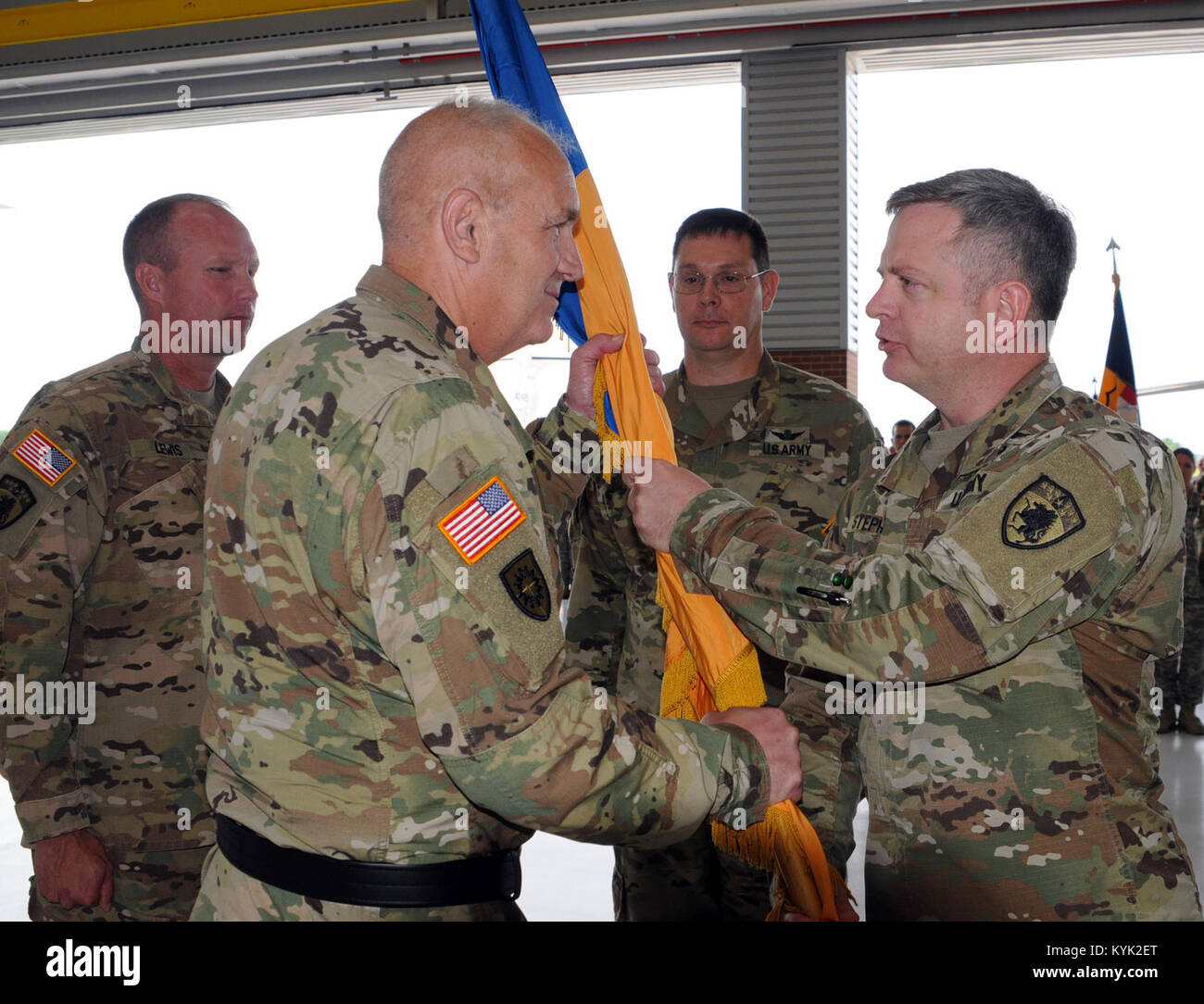 Col gary d lewis hi-res stock photography and images - Alamy