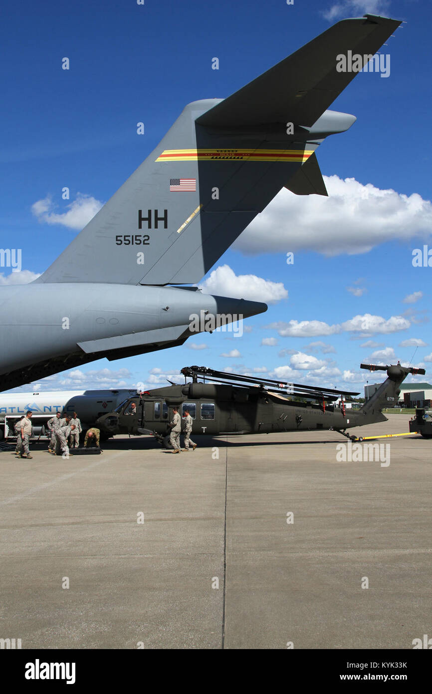 Soldiers with the 63rd Theater Aviation Brigade and Airmen with Hawaii ...