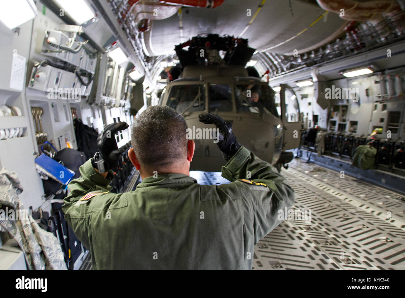 Soldiers with the 63rd Theater Aviation Brigade and Airmen with Hawaii ...