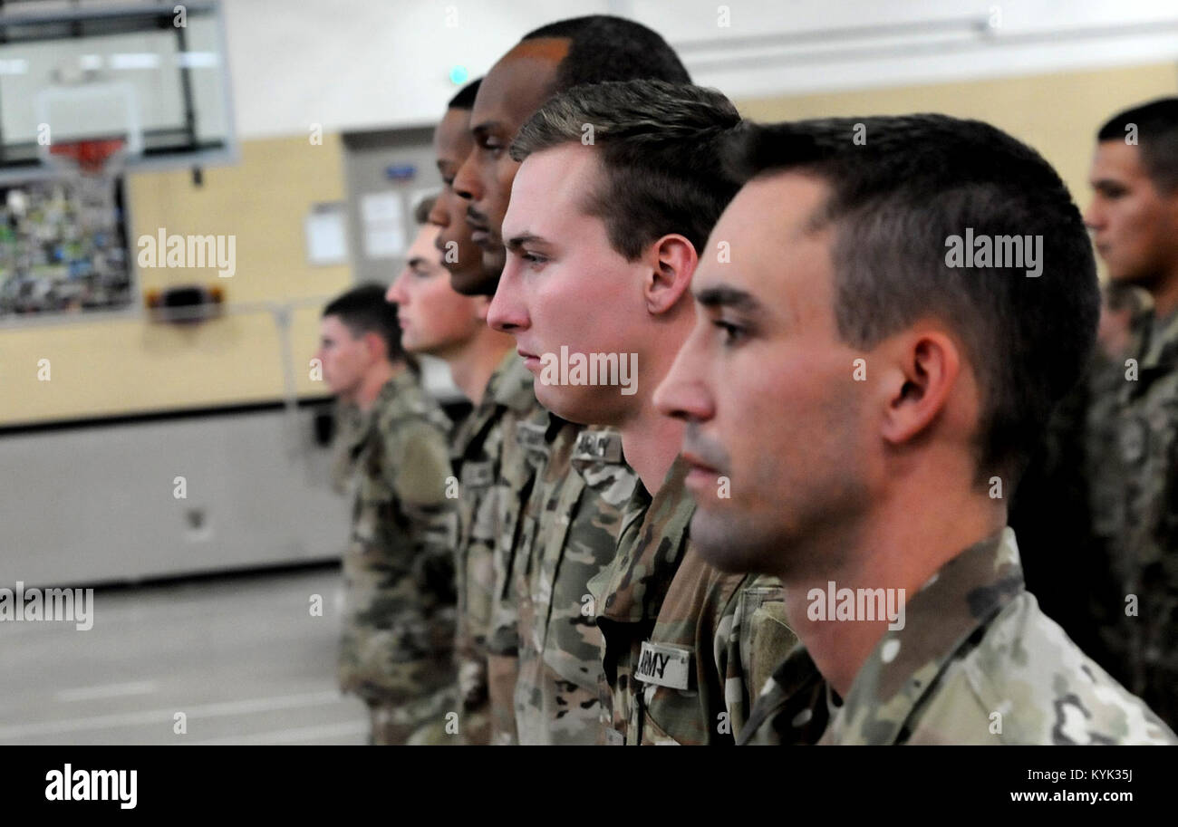 Kentucky national guard promotion and awards ceremony Stock Photo - Alamy