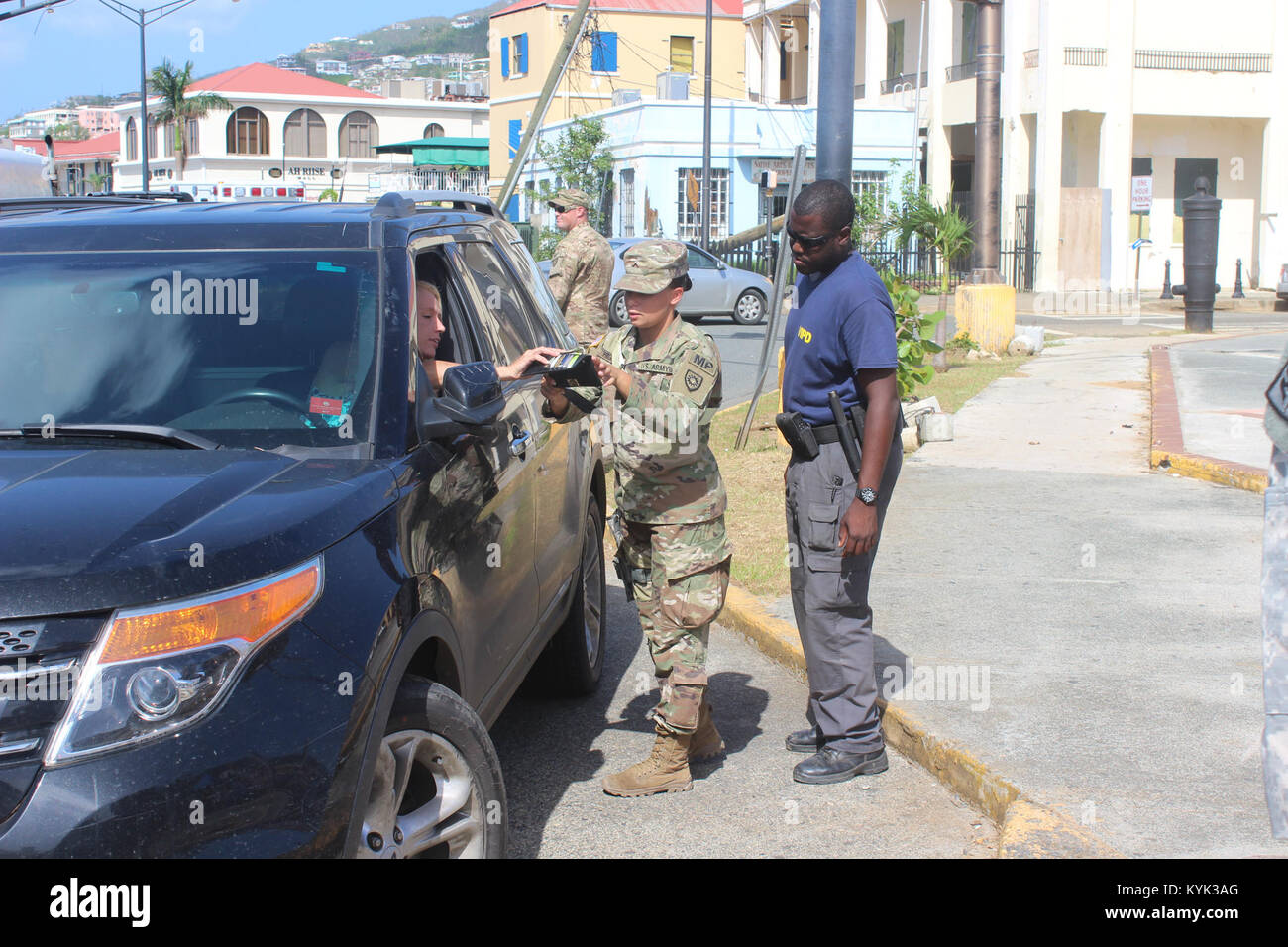 Soldiers with the 940th Military Police Company conduct routine traffic ...