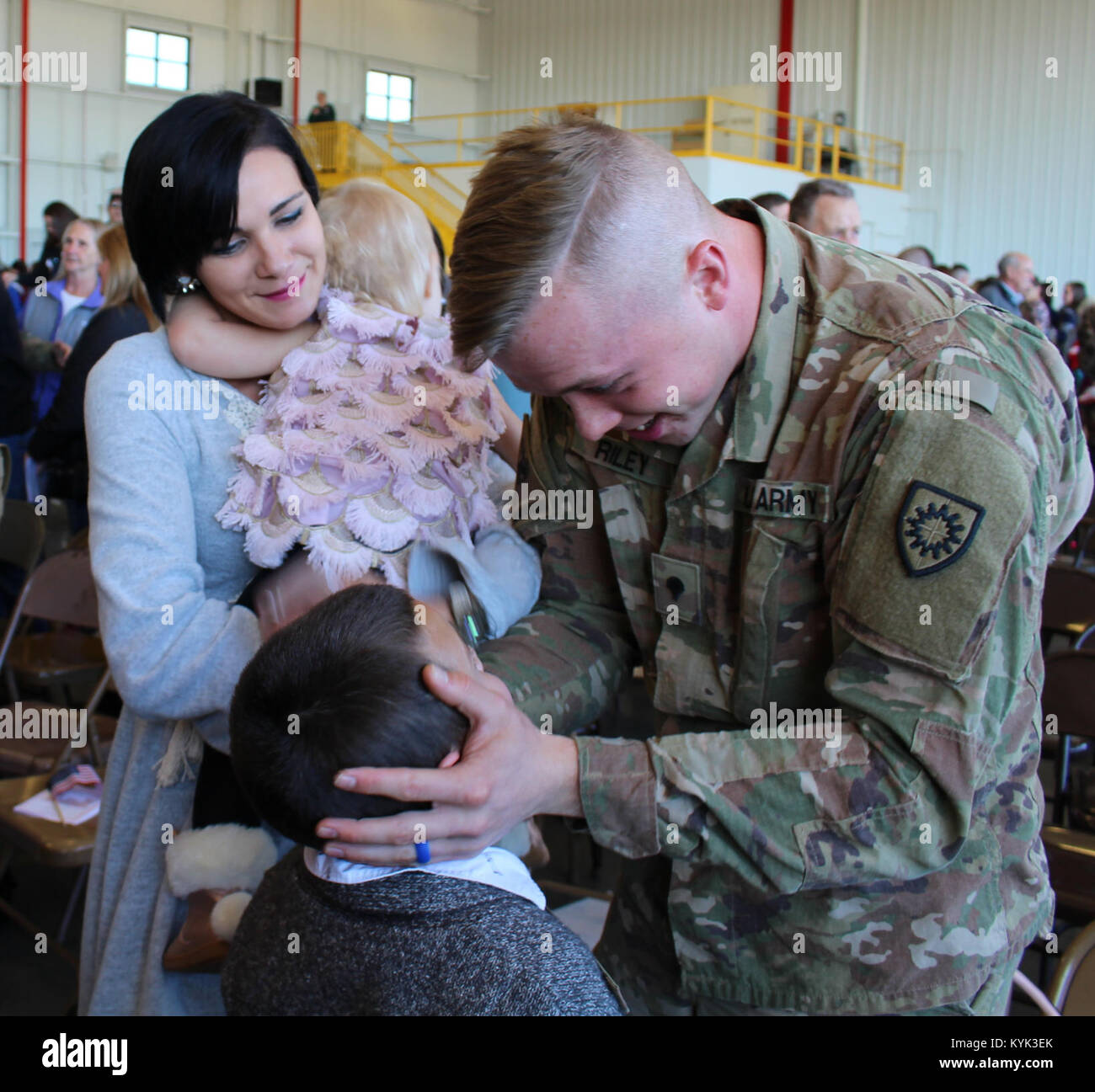 Members of the 207th Horizontal Engineer Construction Company return to ...
