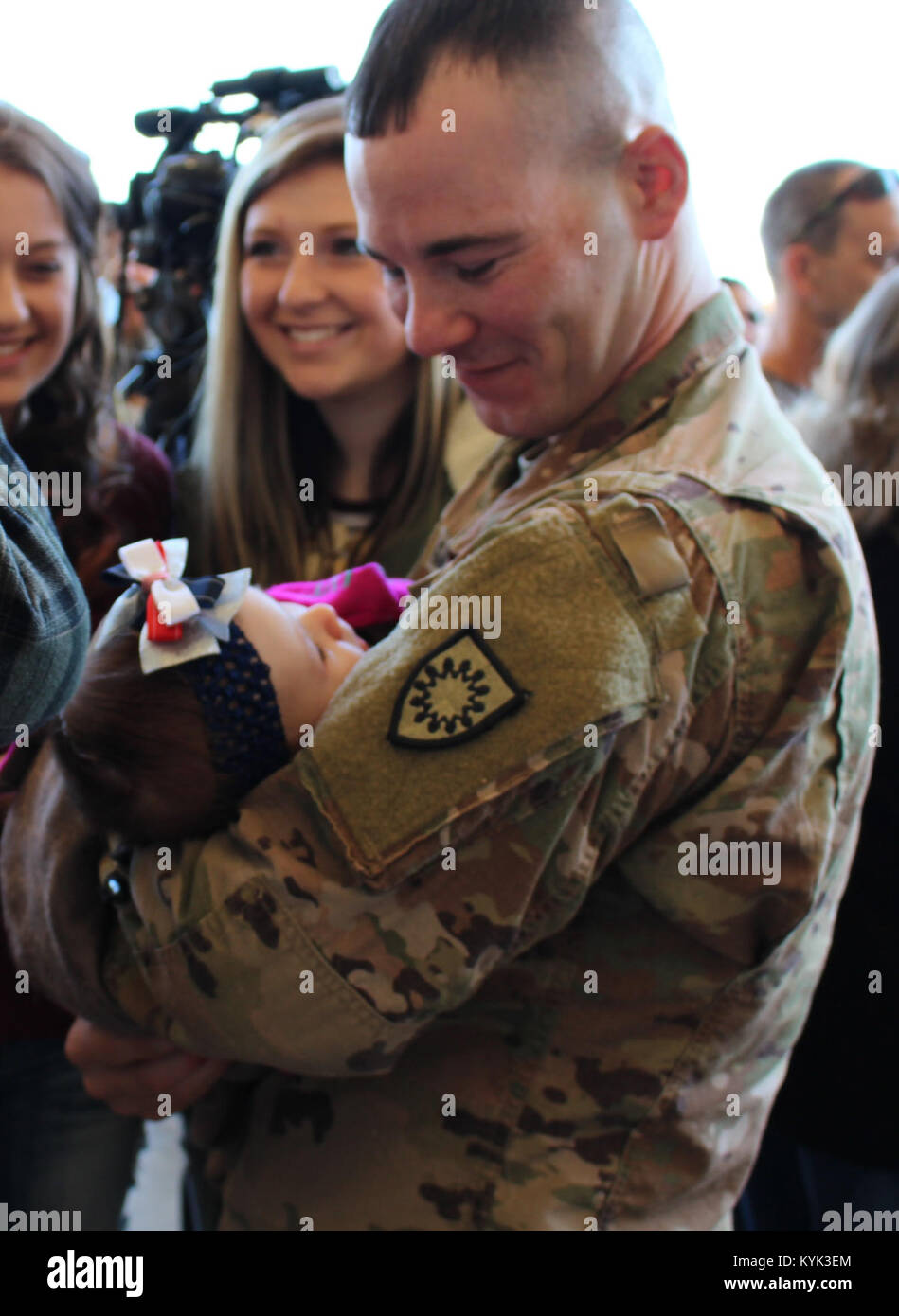 Members of the 207th Horizontal Engineer Construction Company return to ...