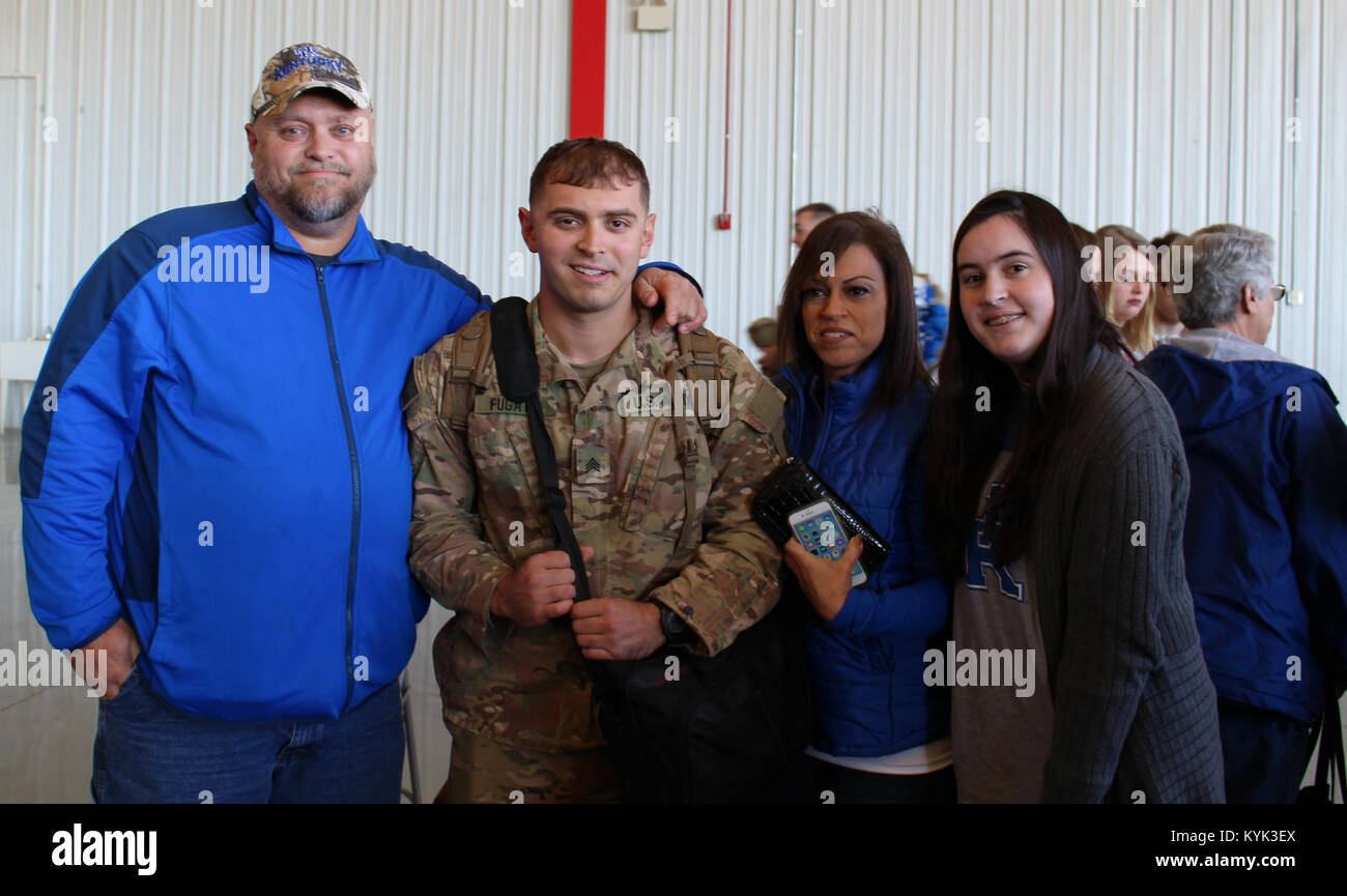 Members of the 207th Horizontal Engineer Construction Company return to ...