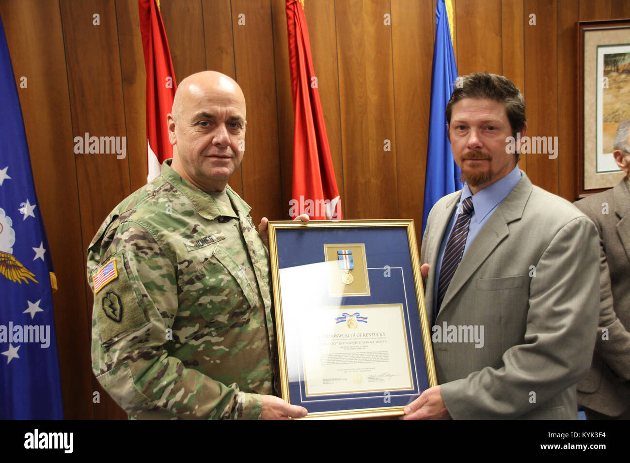 Col. retired Mike Abell receives the Legion of Merit and the Kentucky ...