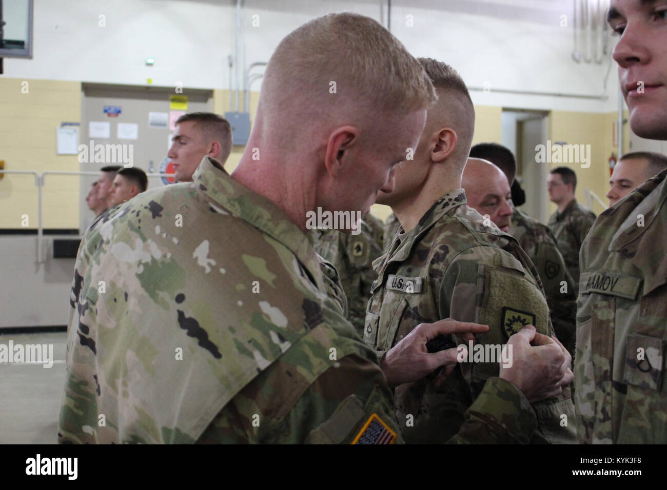The newest Soldiers in the Kentucky National Guard are welcomed into ...