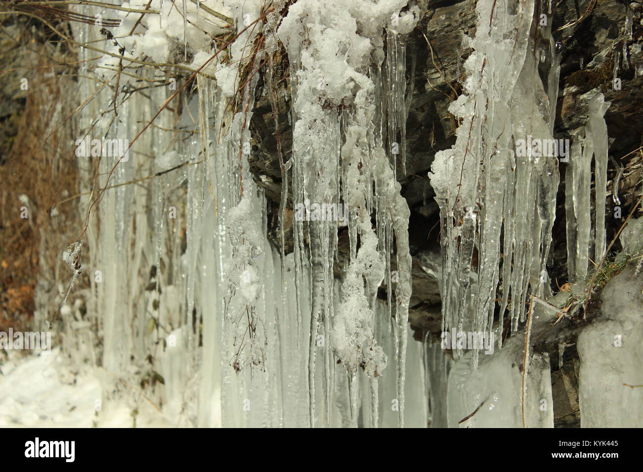 Icicle Hanging From Rock High Resolution Stock Photography and Images ...