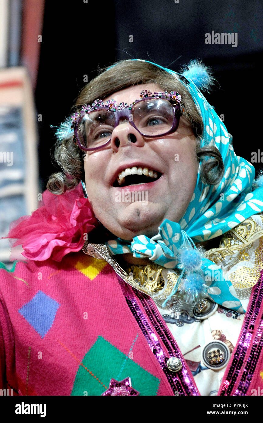 Royston vasey hi-res stock photography and images - Alamy