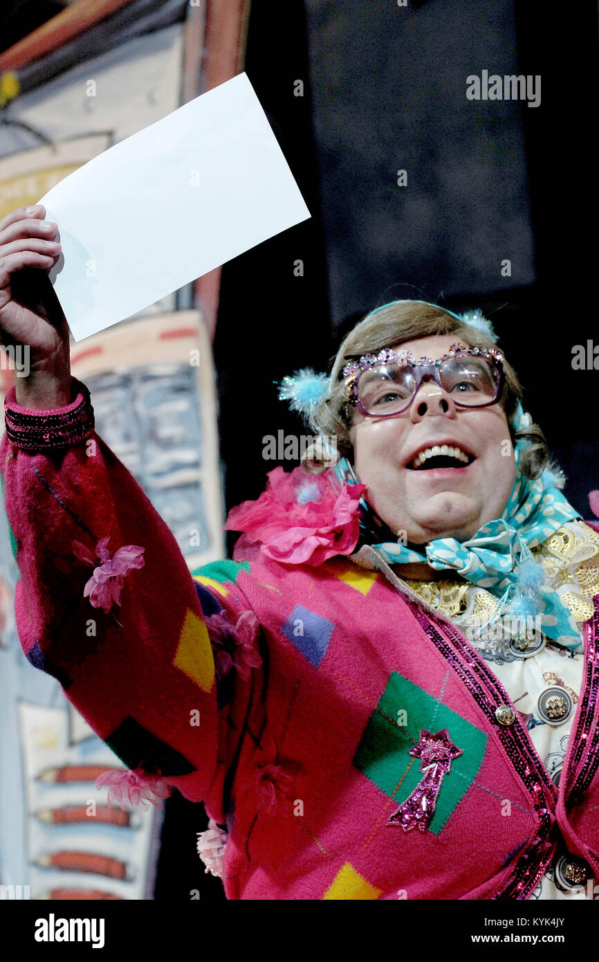 Steve Pemberton as Tubbs Tattsyrup in the stage production of The ...
