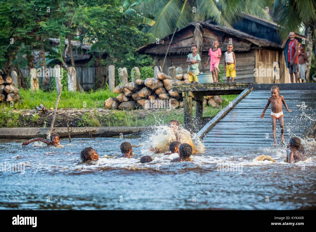 May river papua new guinea hi-res stock photography and images - Alamy