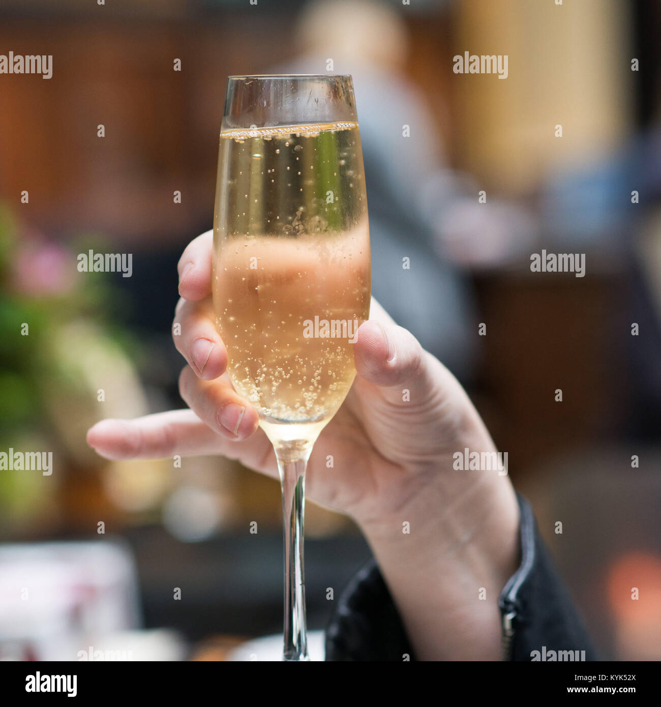 Classy dinner party hi-res stock photography and images - Alamy