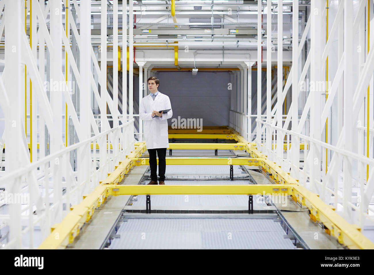 Work control hi-res stock photography and images - Alamy