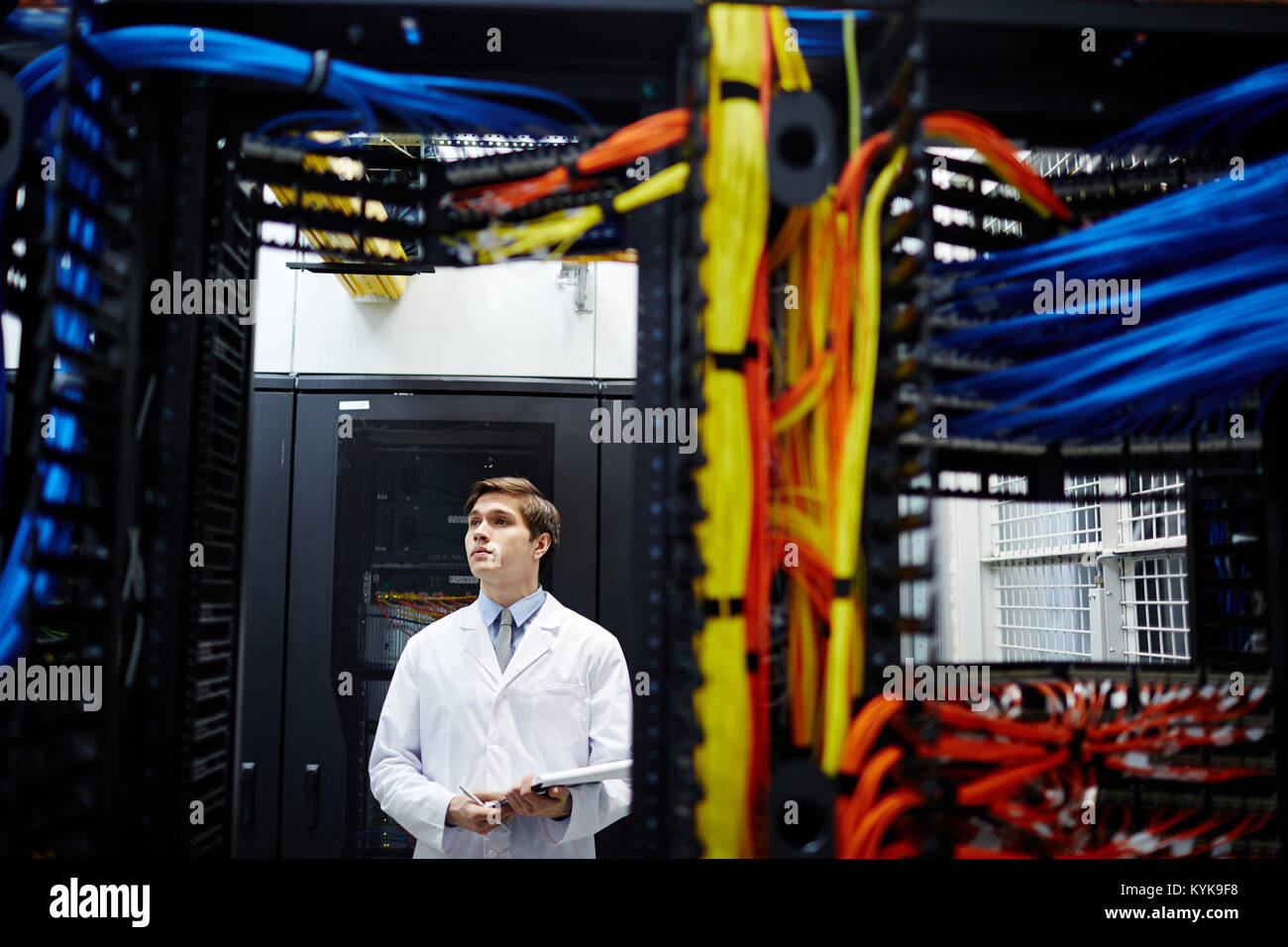 Banking staff hi-res stock photography and images - Alamy