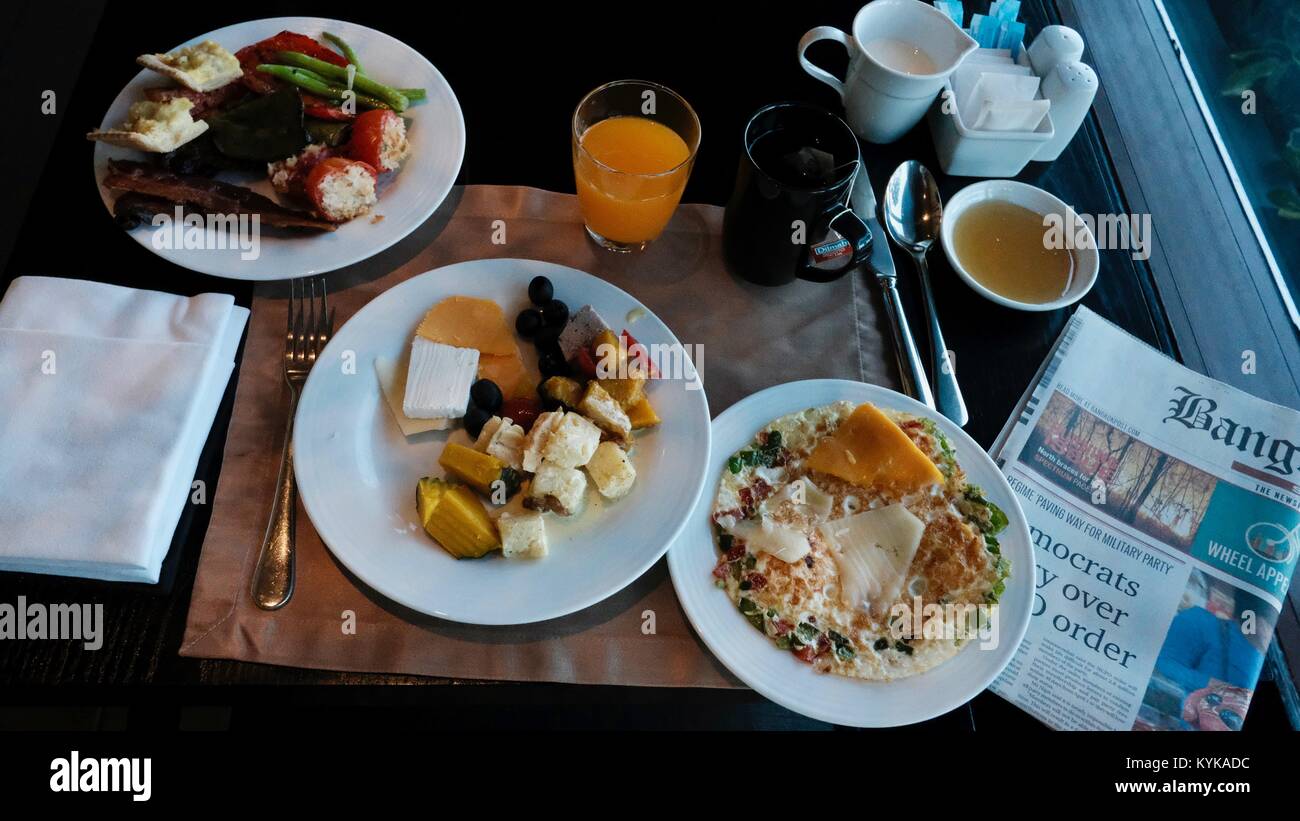 Hilton Hotel Edge Restaurant Sumptuousness Lavish Epicure Gourmet ...