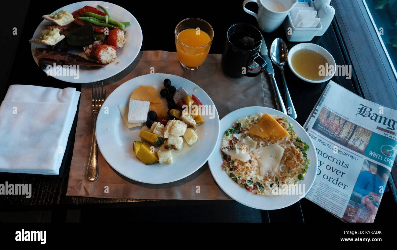 Hilton Hotel Edge Restaurant Sumptuousness Lavish Epicure Gourmet ...