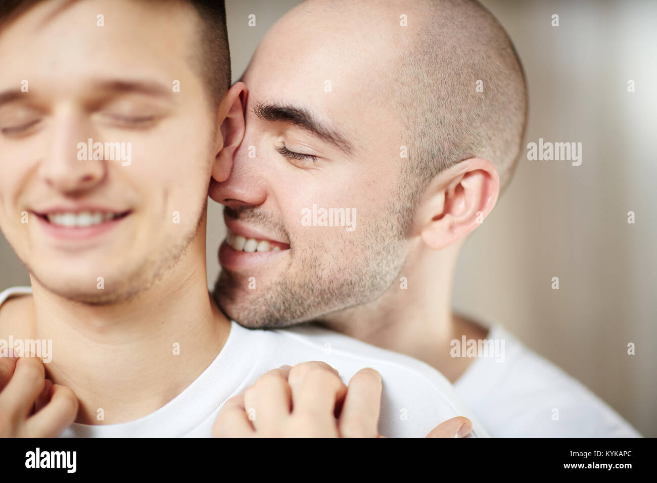 Closeness people hi-res stock photography and images - Alamy