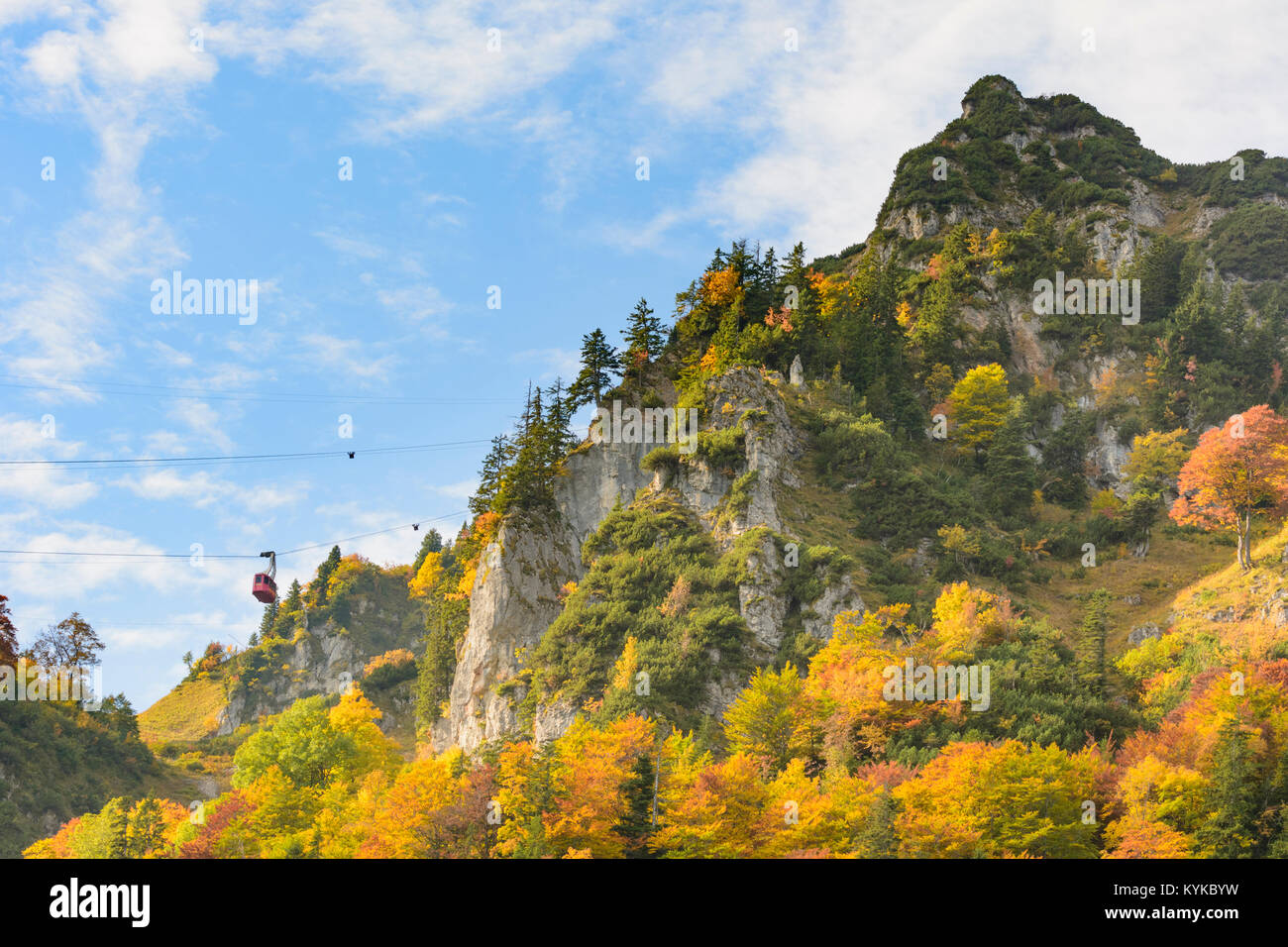 Bergen: mountain Hochfelln, cabin cableway ropeway Seilbahn, Oberbayern ...