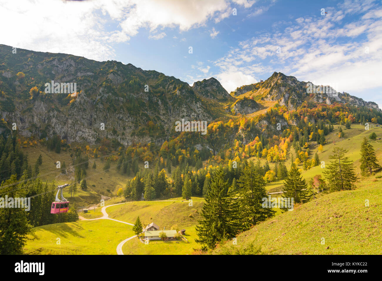 Bergen: mountain Hochfelln, cabin cableway ropeway Seilbahn, alp ...