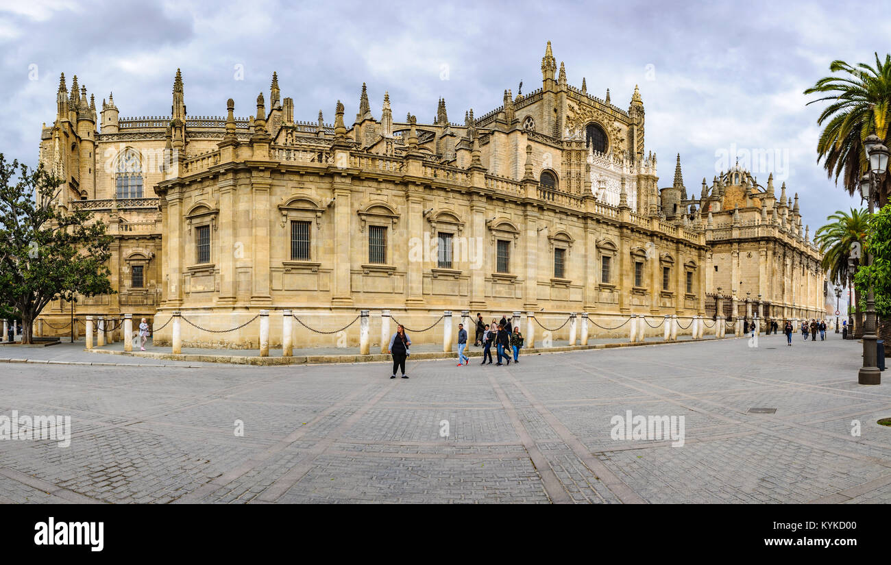The arabian andalusian architecture hi-res stock photography and images ...